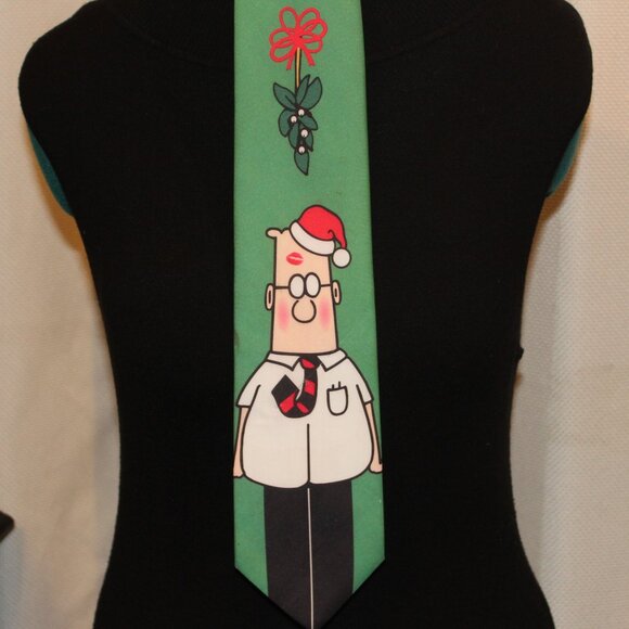 Ralph Marlin | Accessories | Dilbert Under The Mistletoe Kisses 997 ...